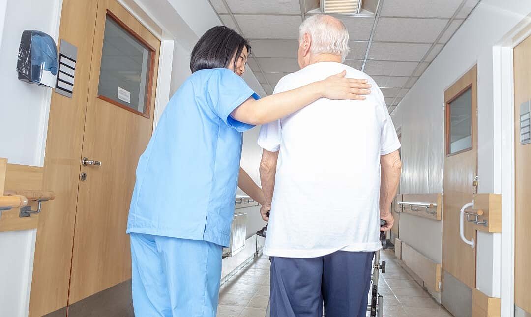 How RTLS Technology is Enhancing the Patient Experience - CenTrak